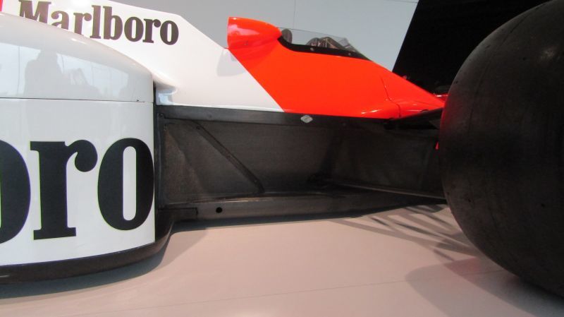 1/20 McLaren MP4/2B Driver&Tobacco Decal - museumcollection